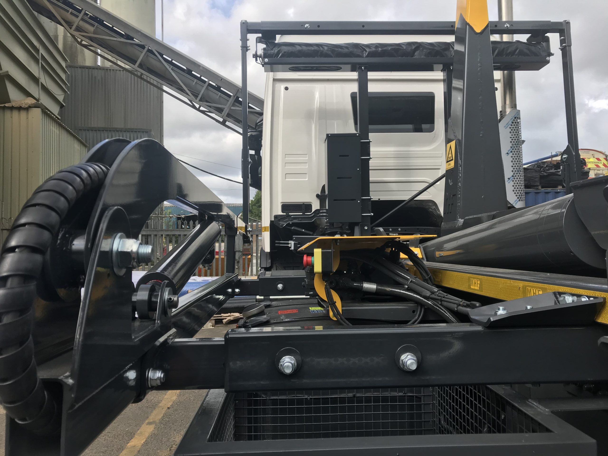 Hook Lift Sheeting Systems - Tarp Covers for Hookloaders